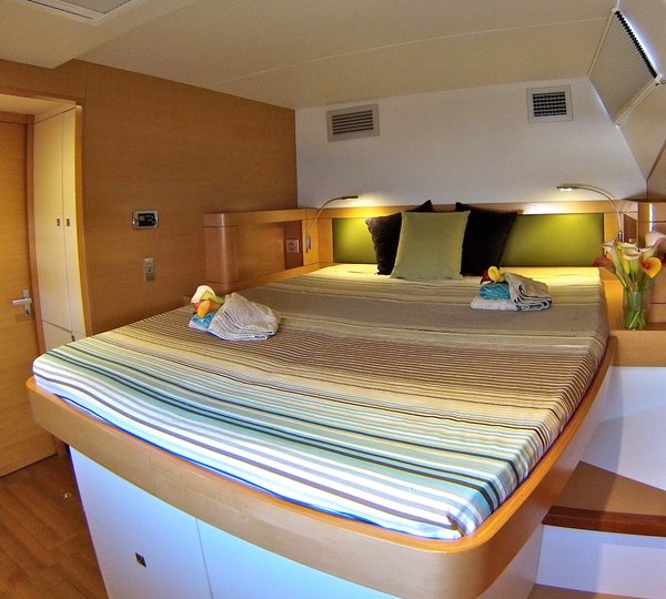 TOHORA Yacht Charter Details, Nautitech | CHARTERWORLD Luxury Superyachts